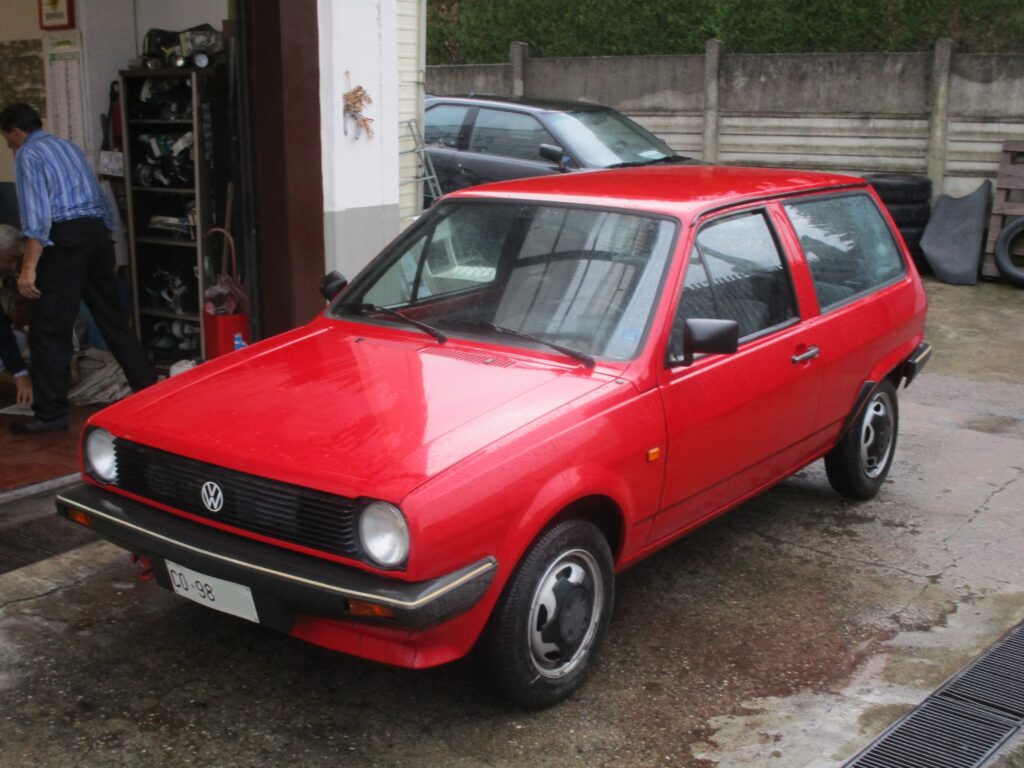 Volkswagen Polo Fox 1.0 del 1988 salvata dalla demolizione